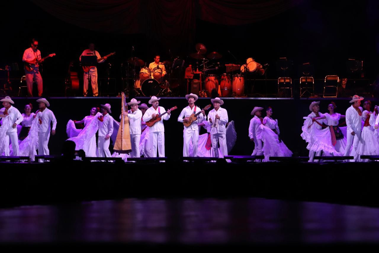 Majestuoso inicio de San Luis Amable, Capital Americana de la Cultura 2025 | Close Up Noticias