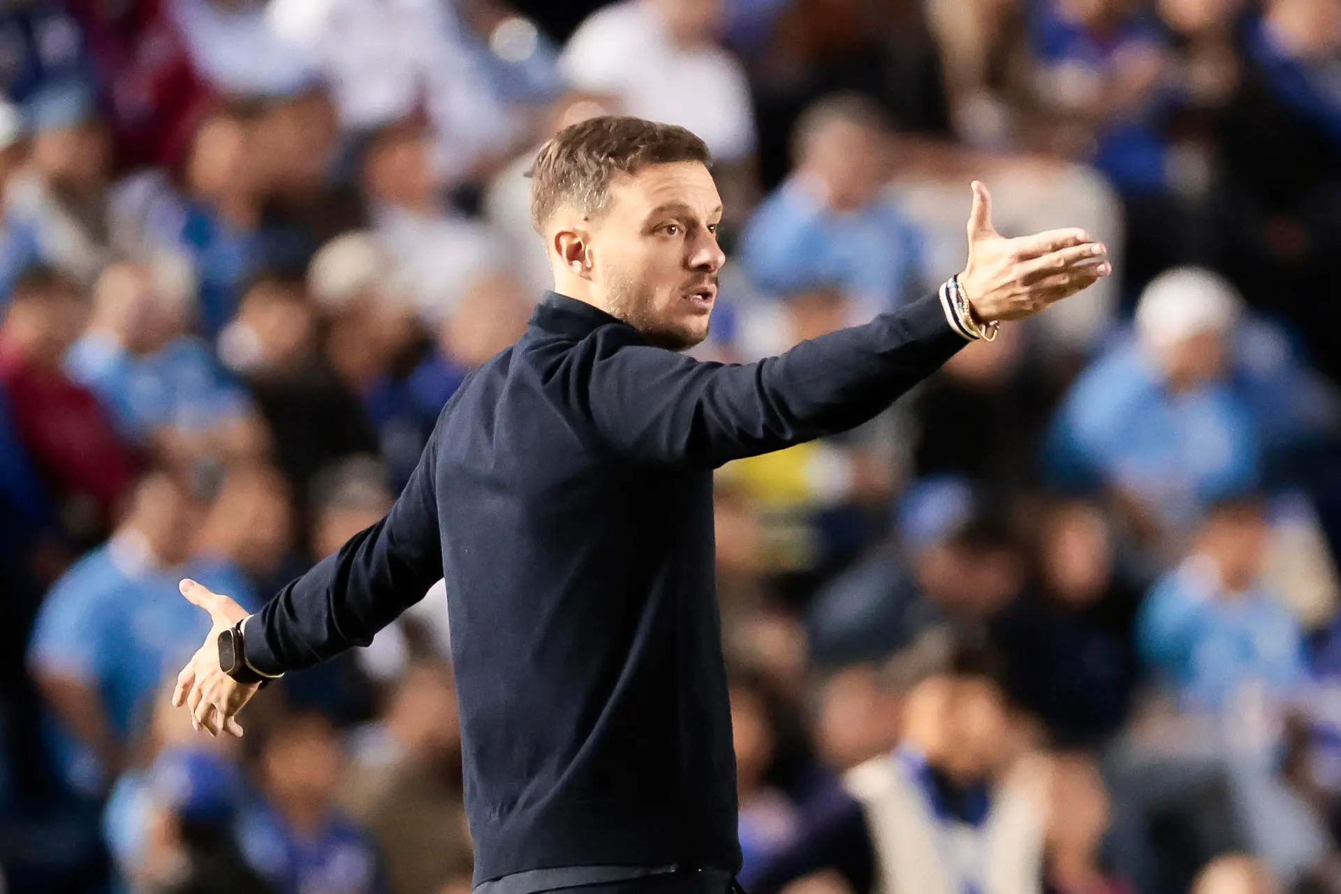 Cruz Azul descarta acuerdo con Oporto y anuncia demanda contra el argentino Anselmi | Close Up ...