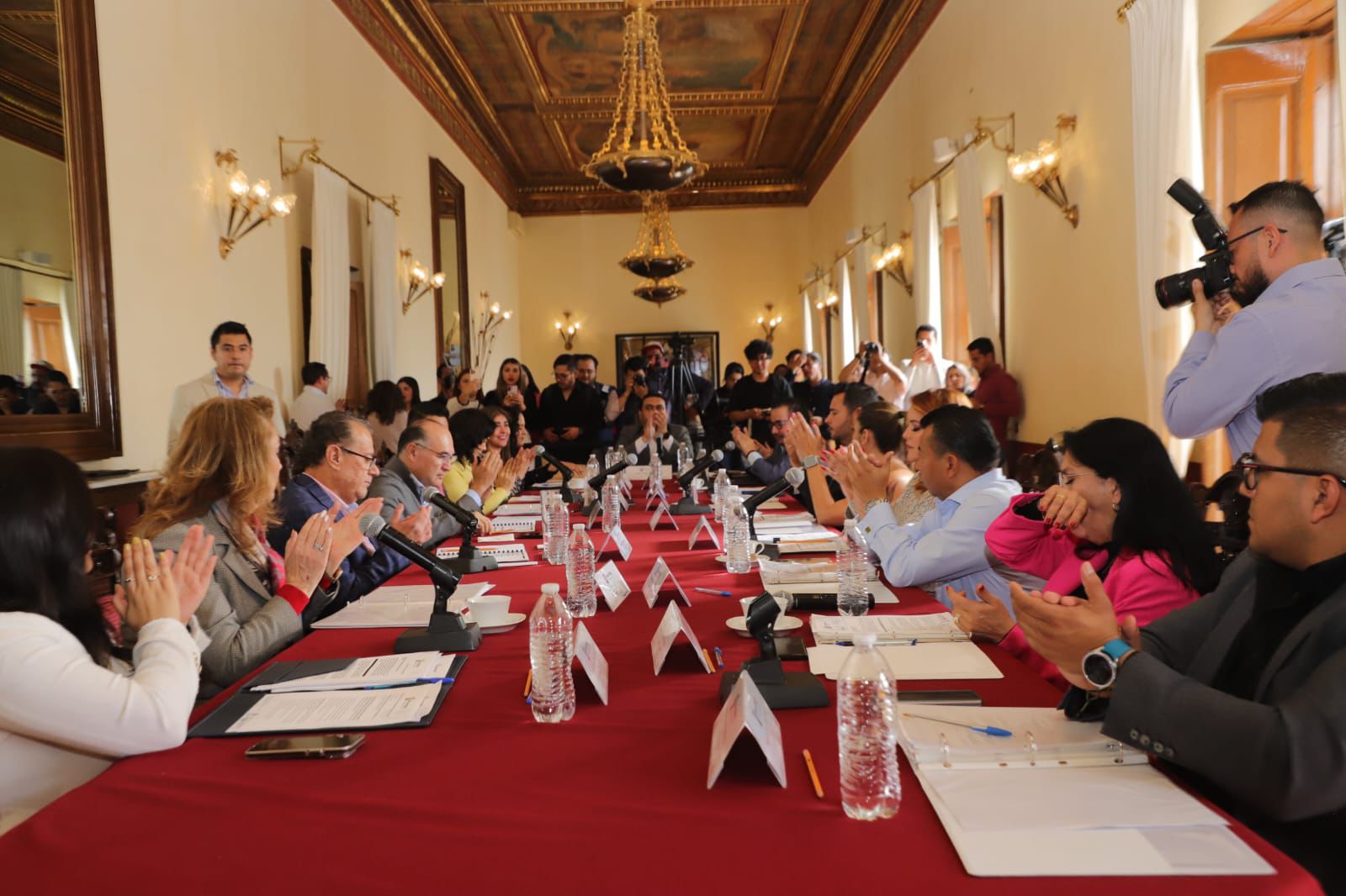 Ayuntamiento de San Luis Potosí rinde homenaje a Daniel de la Llera con ...