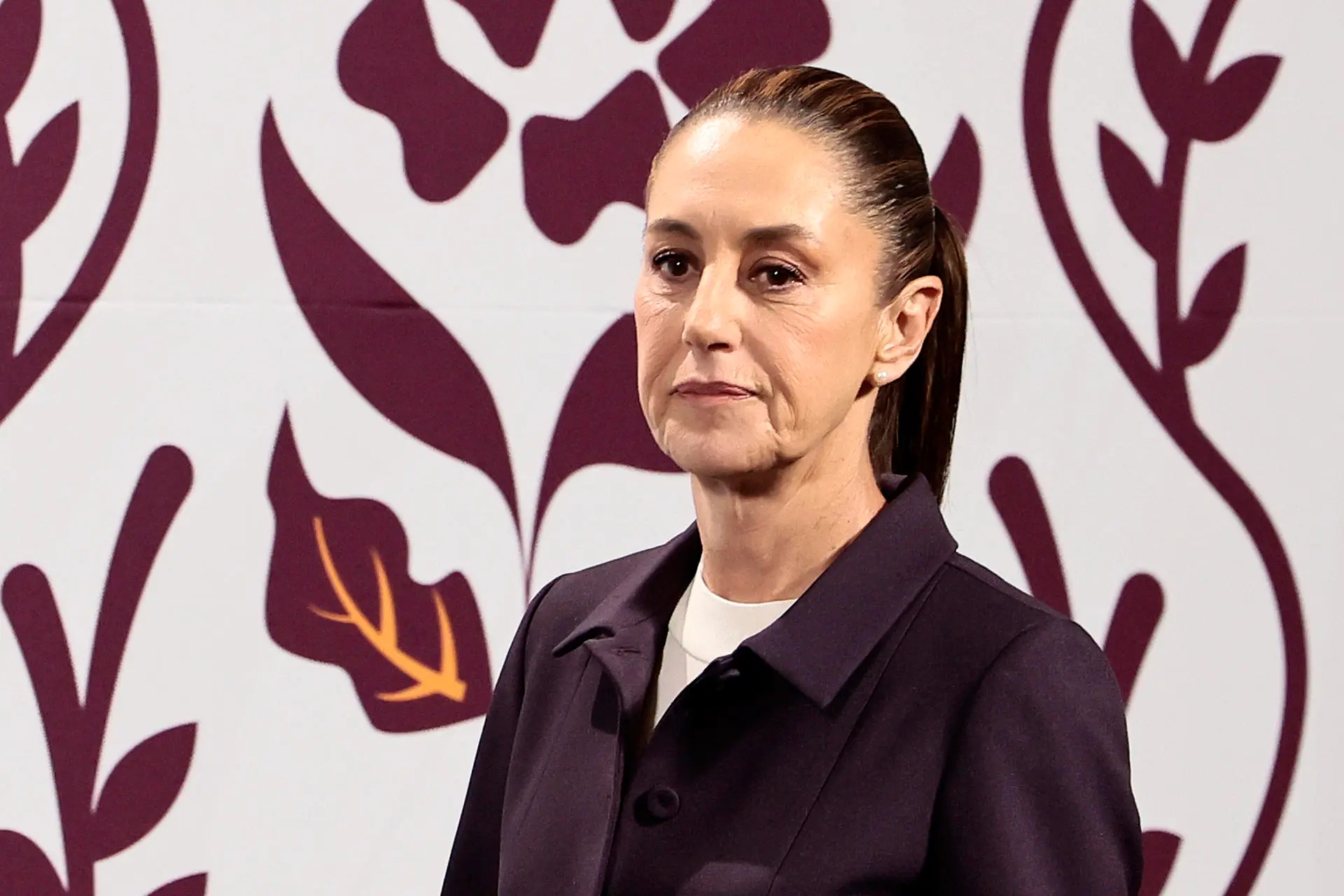 Sheinbaum celebra que la IA de X respondiera a Bukele que ella es la ...