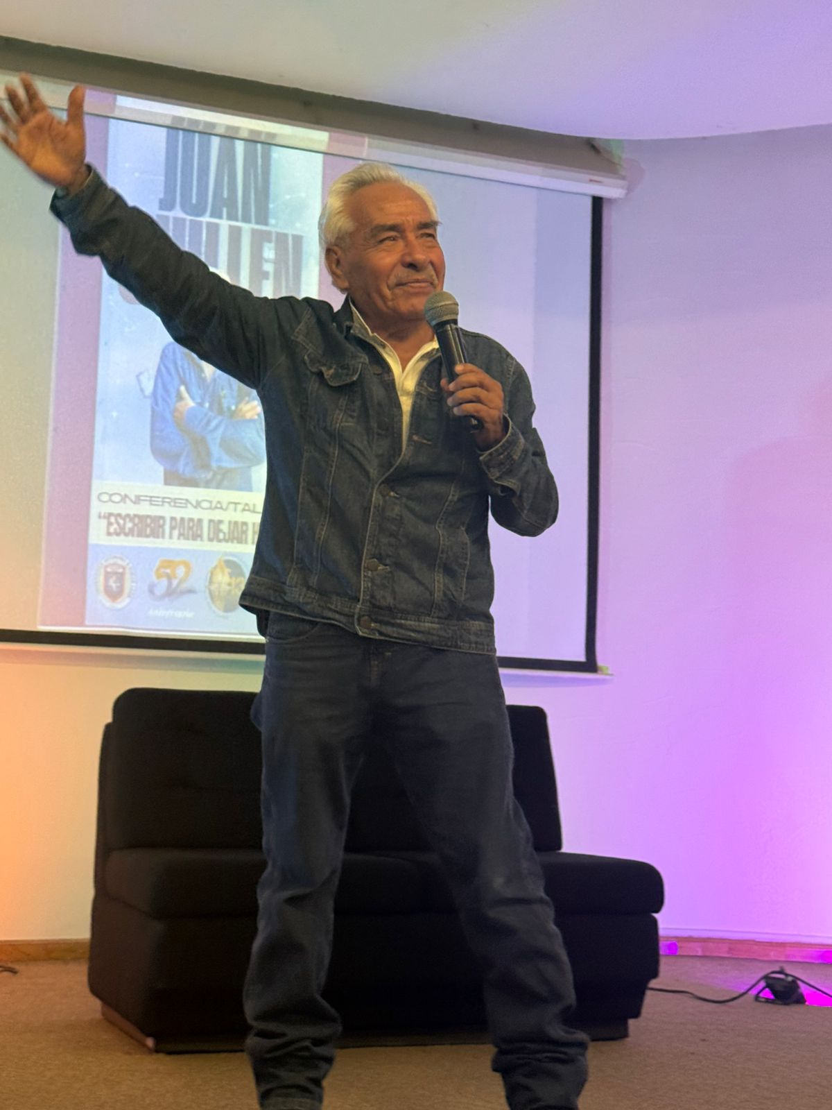 Conferencia motivacional dictó el vallense Juan Guillén en la UANL ...