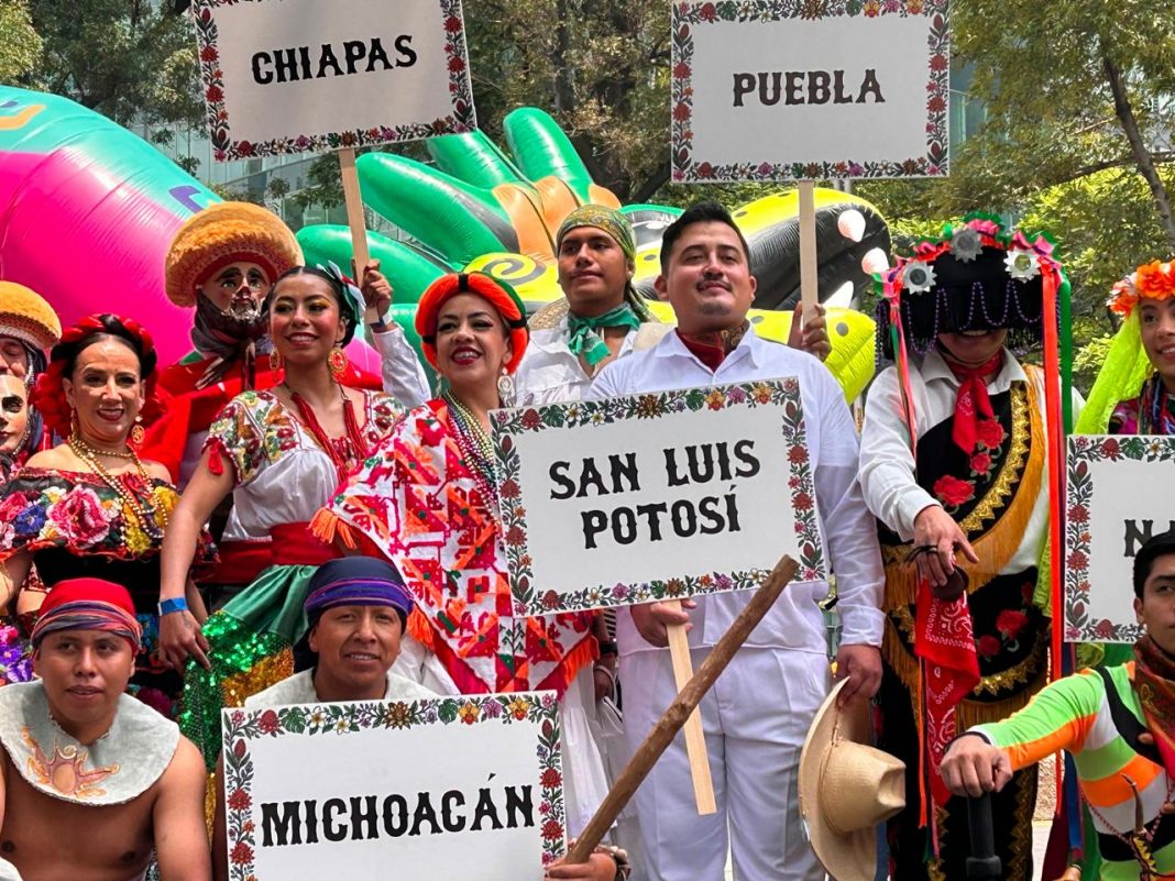 CULTURA POTOSINA BRILLA EN DESFILE NACIONAL | Close Up Noticias