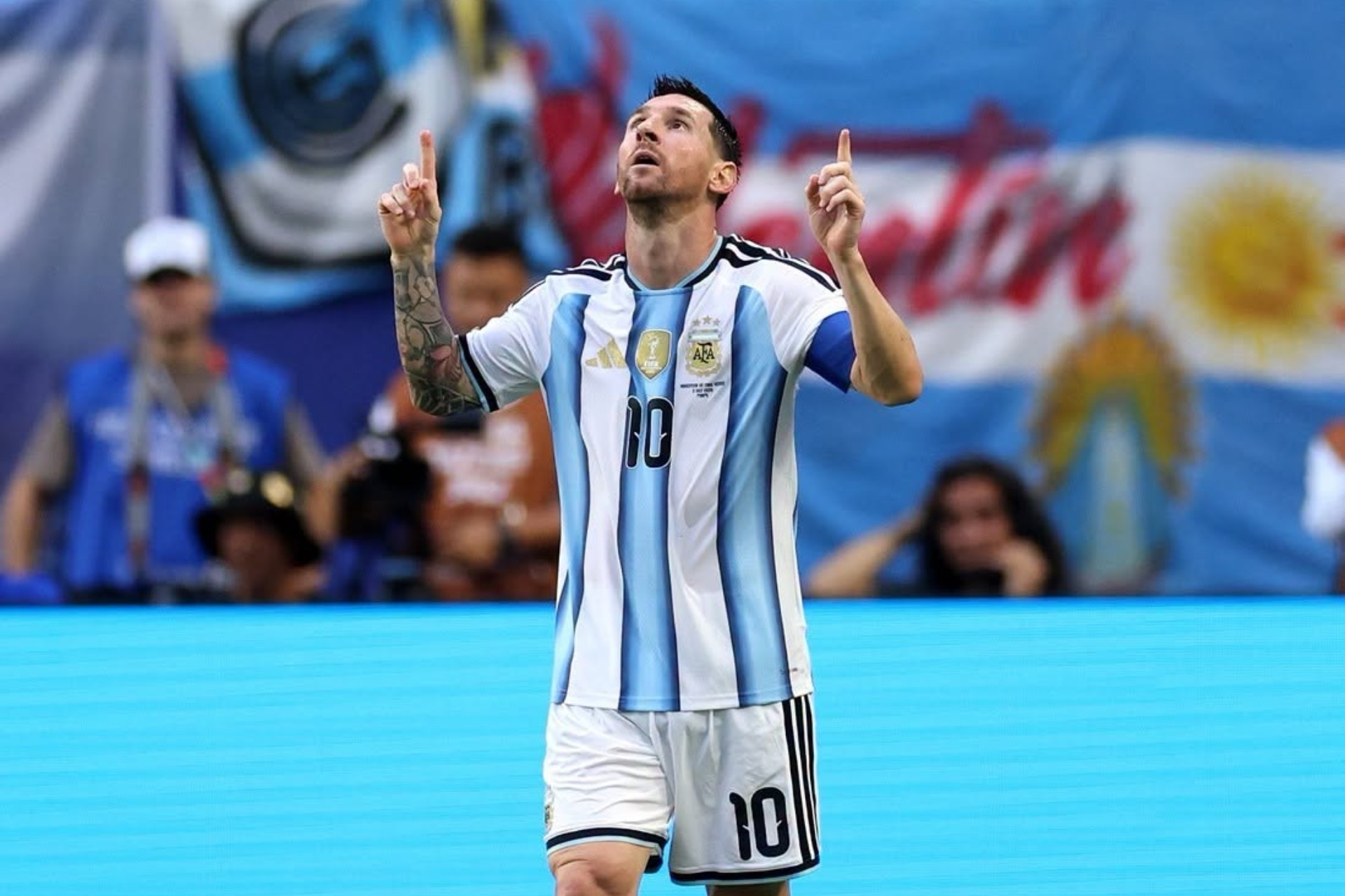 Inglaterra El Gran Pendiente De Lionel Messi A Sus 39 A os Close Up Inglaterra El Gran Pendiente De Lionel Messi A Sus 39 A os Close Up